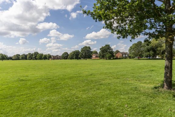 Estate & Letting Agents in Bedgrove - Michael Anthony Estate Agents